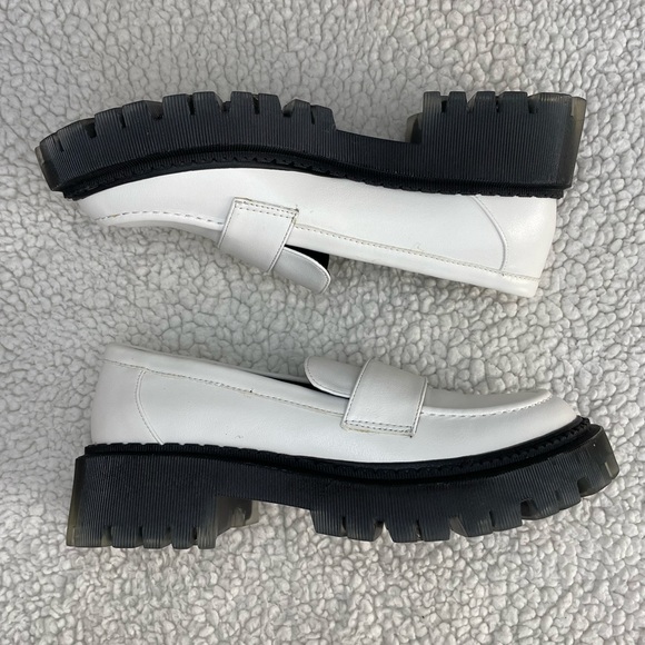 New York & Company | Shoes | White Loafers 85 Nwb | Poshmark
